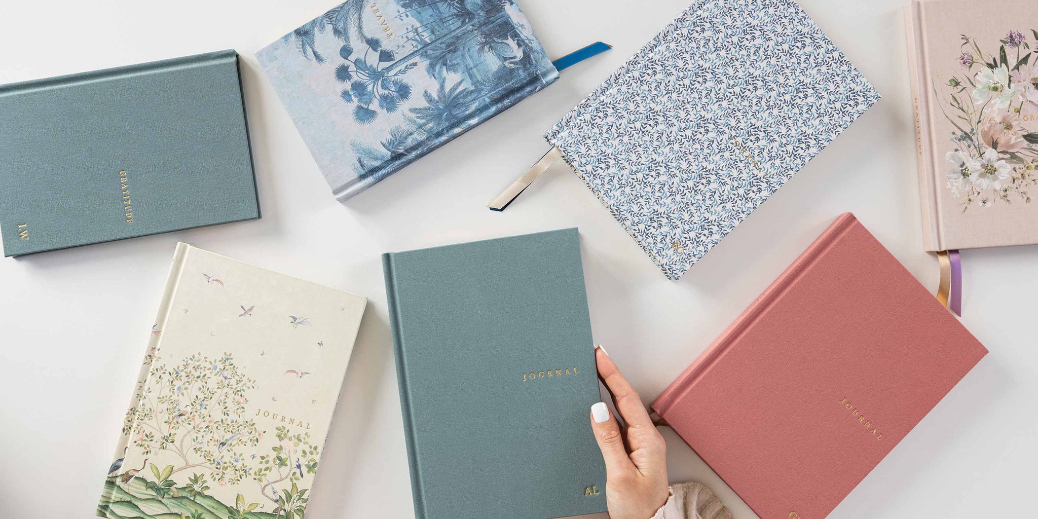 Lined vs Bullet Journals: How to Choose the Perfect Match for Your Jou
